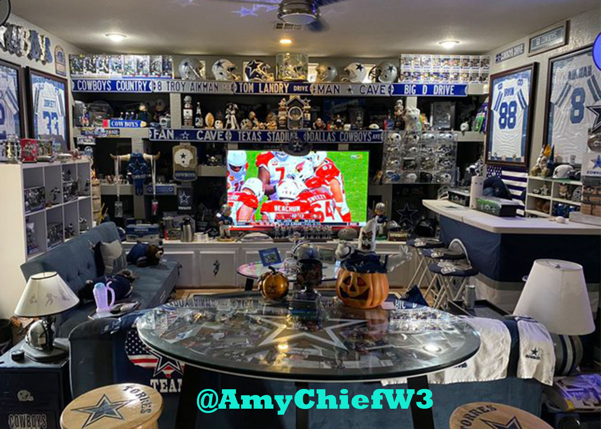 Cowboy Caves - Cowboys Cave