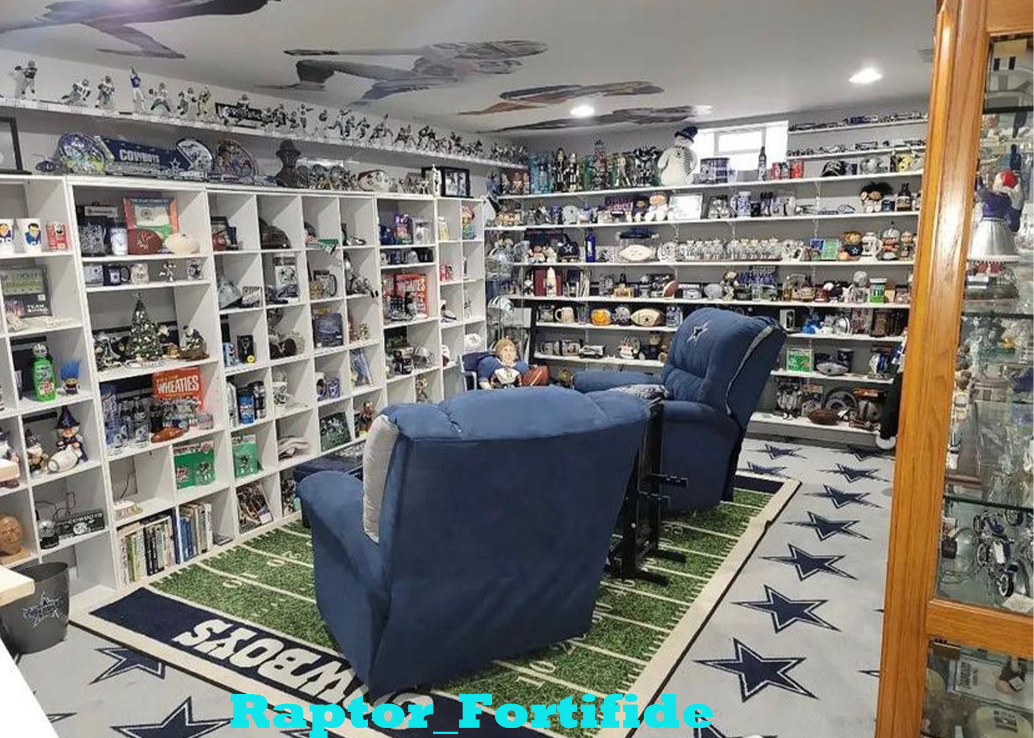 Cowboy Caves - Cowboys Cave